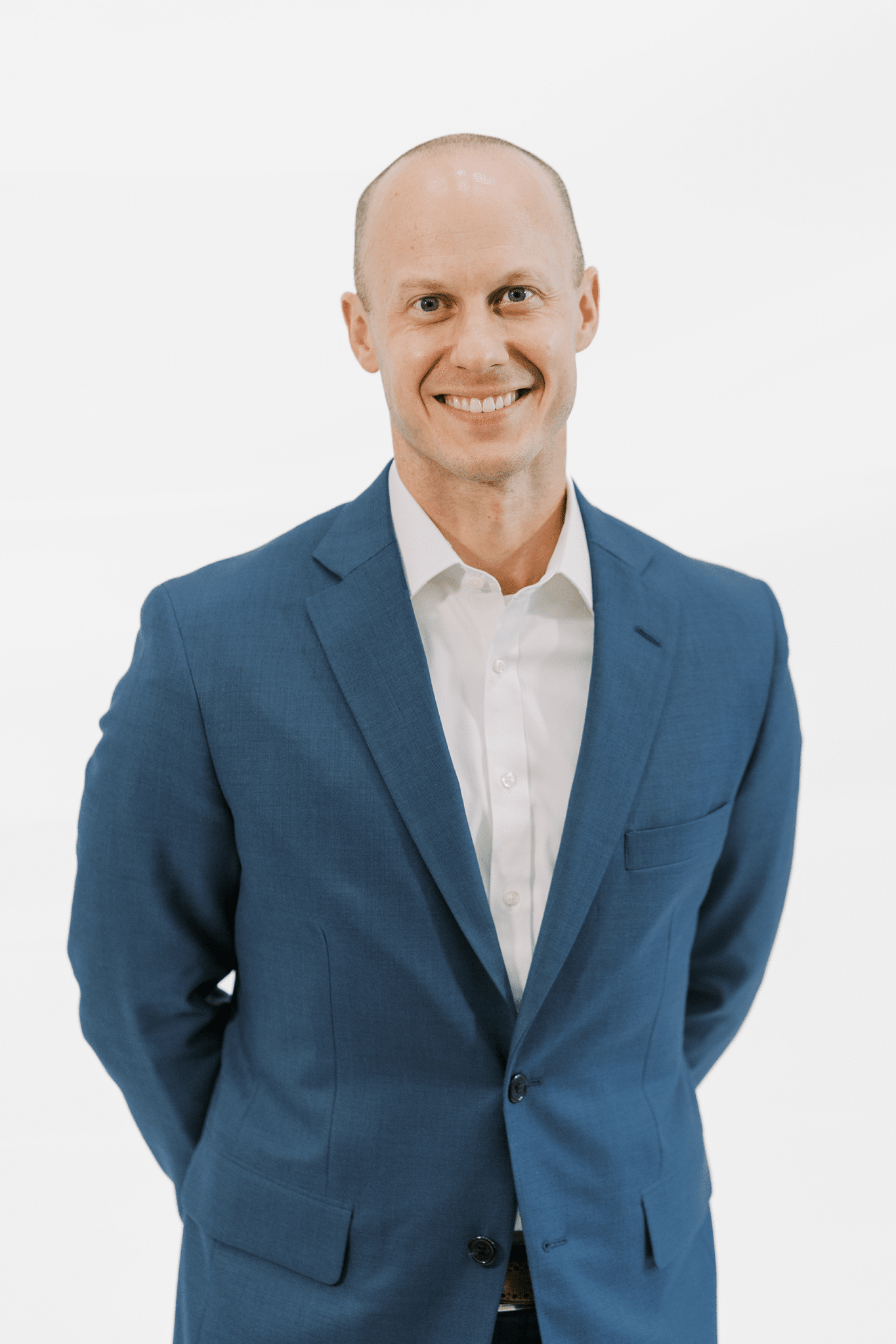 Dr. Adam Hines | Sports Medicine Orthopedic Surgeon